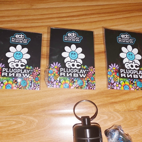 Edc | Accessories | Nwt Edc Rave Accessories Bandana Pins Sprouts Ear ...